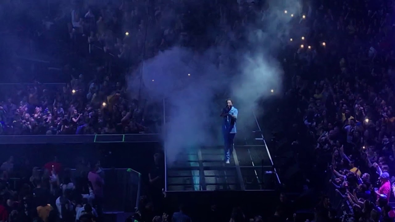 Post Malone "Wow" first live performance @Barclays 12/29 - YouTube