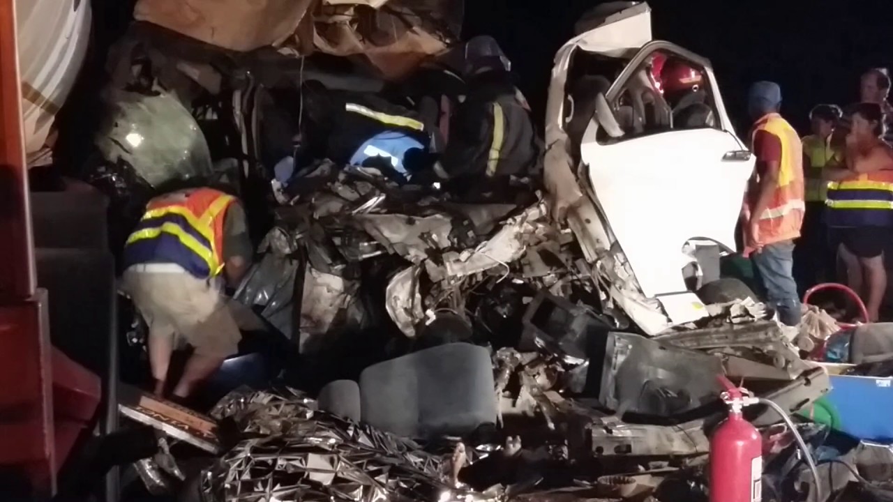 Footage from the scene of horror crash - YouTube