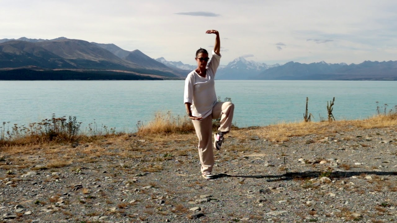 Tai Yi performed in front of Mount Cook, New Zealand - YouTube