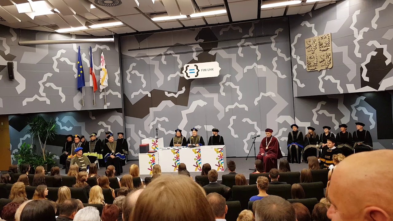 Promoce UHK FIM 26. 6. 2018 část 1/2 - YouTube