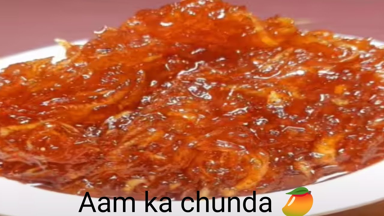 कच्चे आम की खट्टी मीठी चटपटी चटनी एक बार बना ली तो सब उंगलिया चाट चाट ...