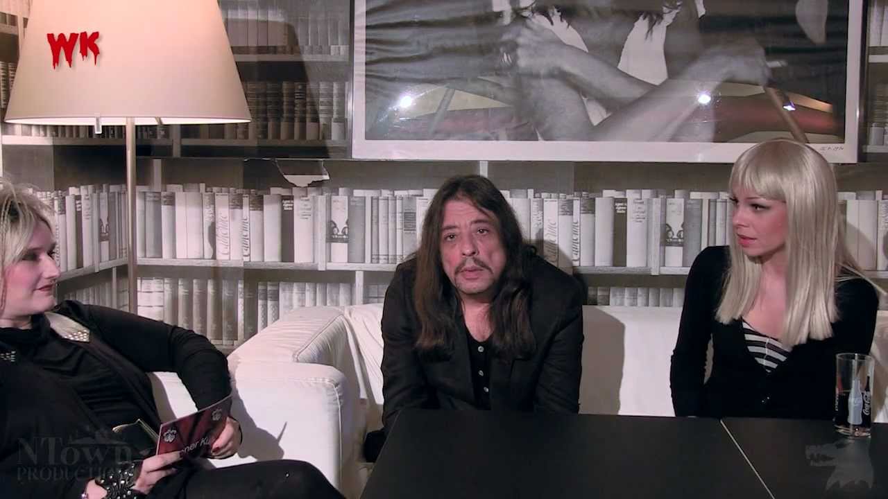 Wiener Kult - Stoika & Stojka Interview - YouTube