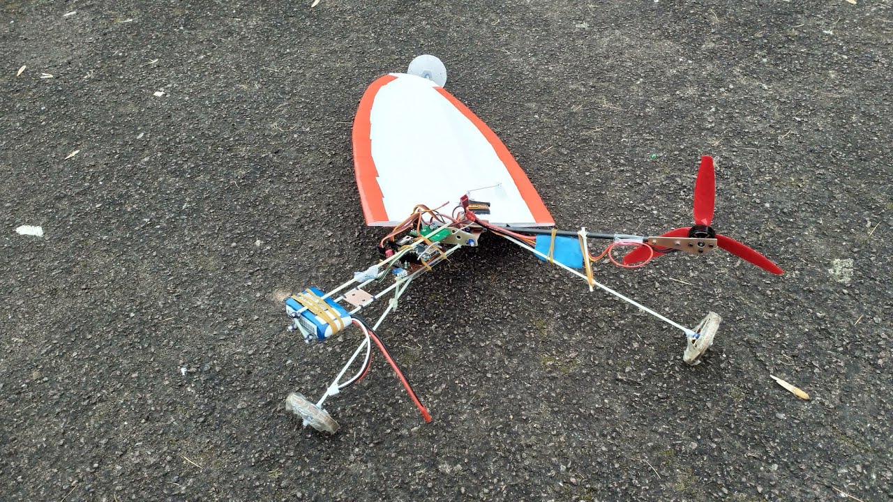 Monocopter 11.0 - A new fuselage with much better directional control ...