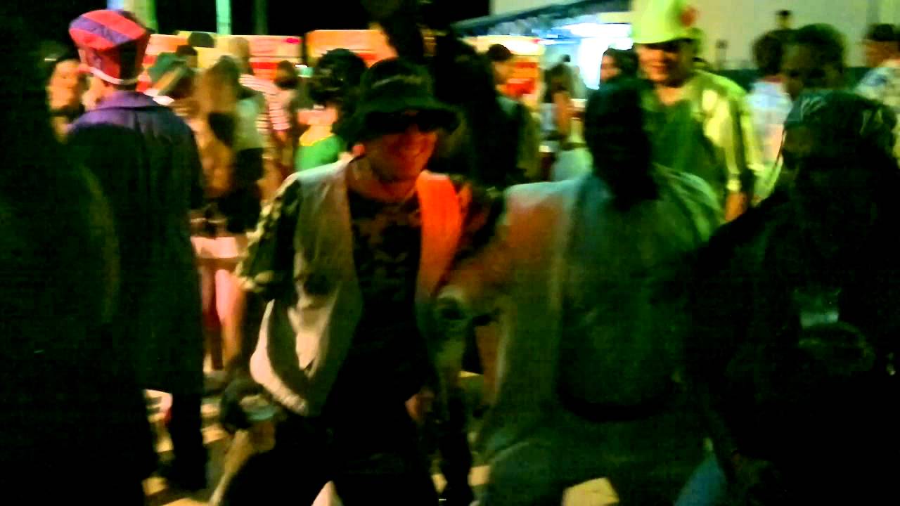 Charles Henrique do Pânico na TV na Festa a Fantasia em Paracatu - YouTube