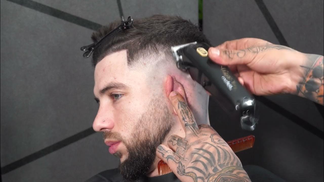 SKIN FADE TUTORIAL | BARBER TUTORIAL - YouTube