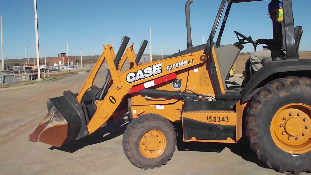 CP0778 2014 Case 570N XT grade tractor 600 hours under factory warranty ...