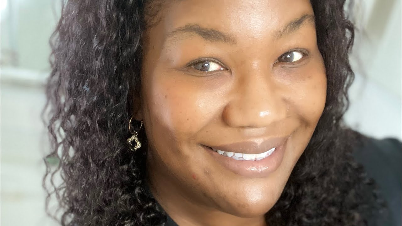 Somebody PLEASE call the folks 🙄🙄Kimmies World is live! - YouTube