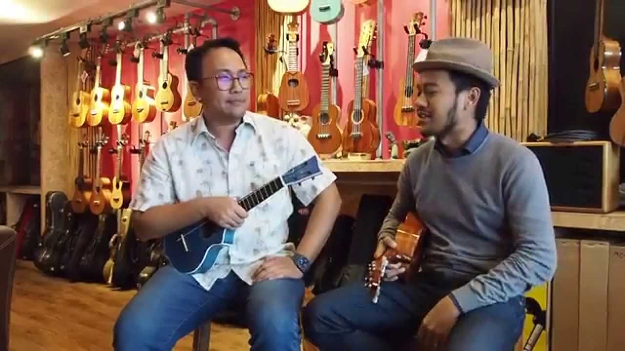Interview Singto Numchok - YouTube