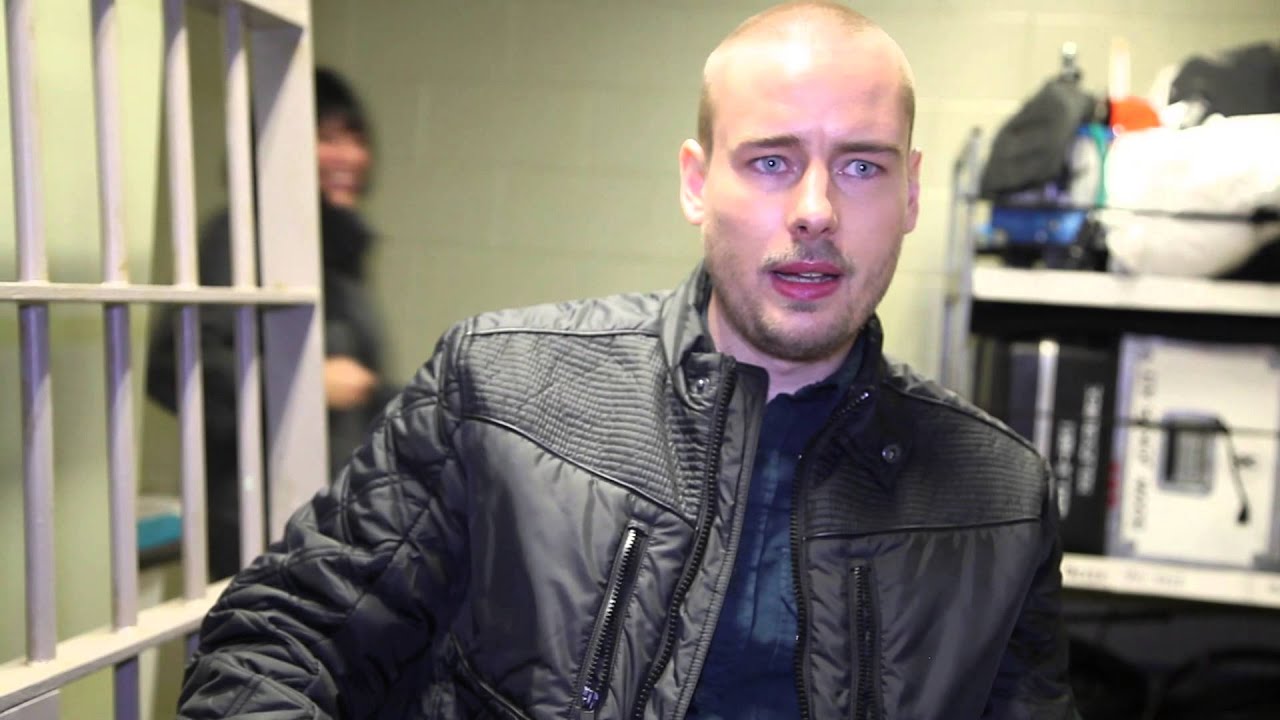 Jack Murray on the set of Between - YouTube