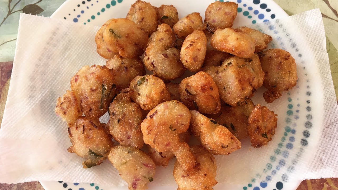 Tasty and Easy Vada with Idly Batter - YouTube