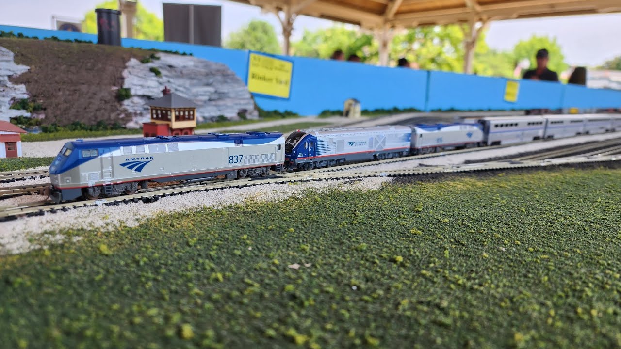 N Scale Amtrak Auto Train with Midwest SC-44 4632 at Manassas Railway ...