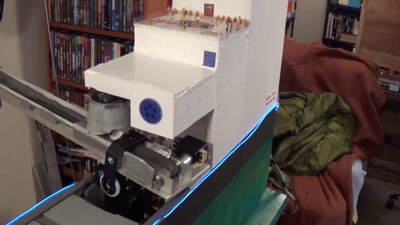 Operational HO Great Lakes Bulk Freighter self unloader 2016 4 01 - YouTube