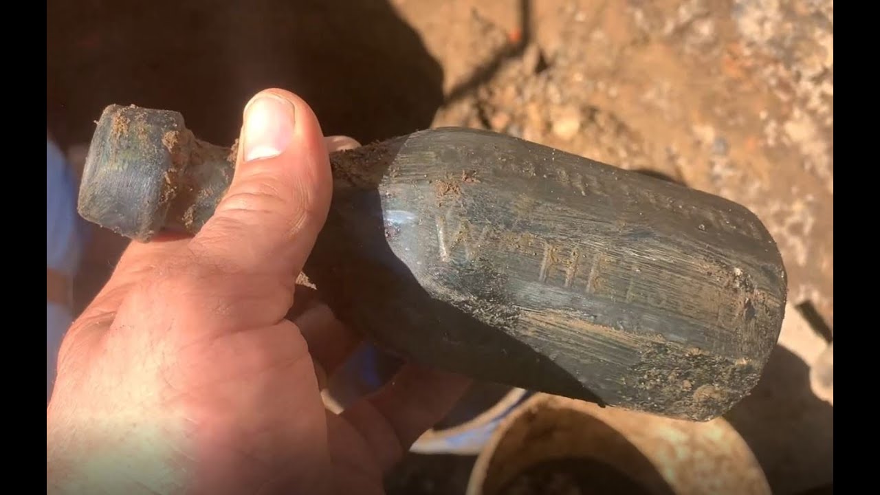 Privy Dig - Philadelphia Brick Liner - YouTube