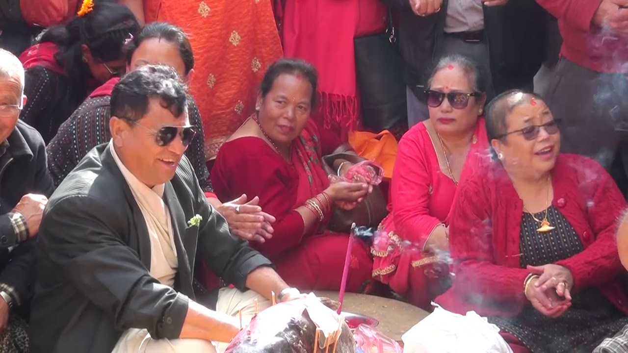 Harati Mata Puja Tulsi - YouTube