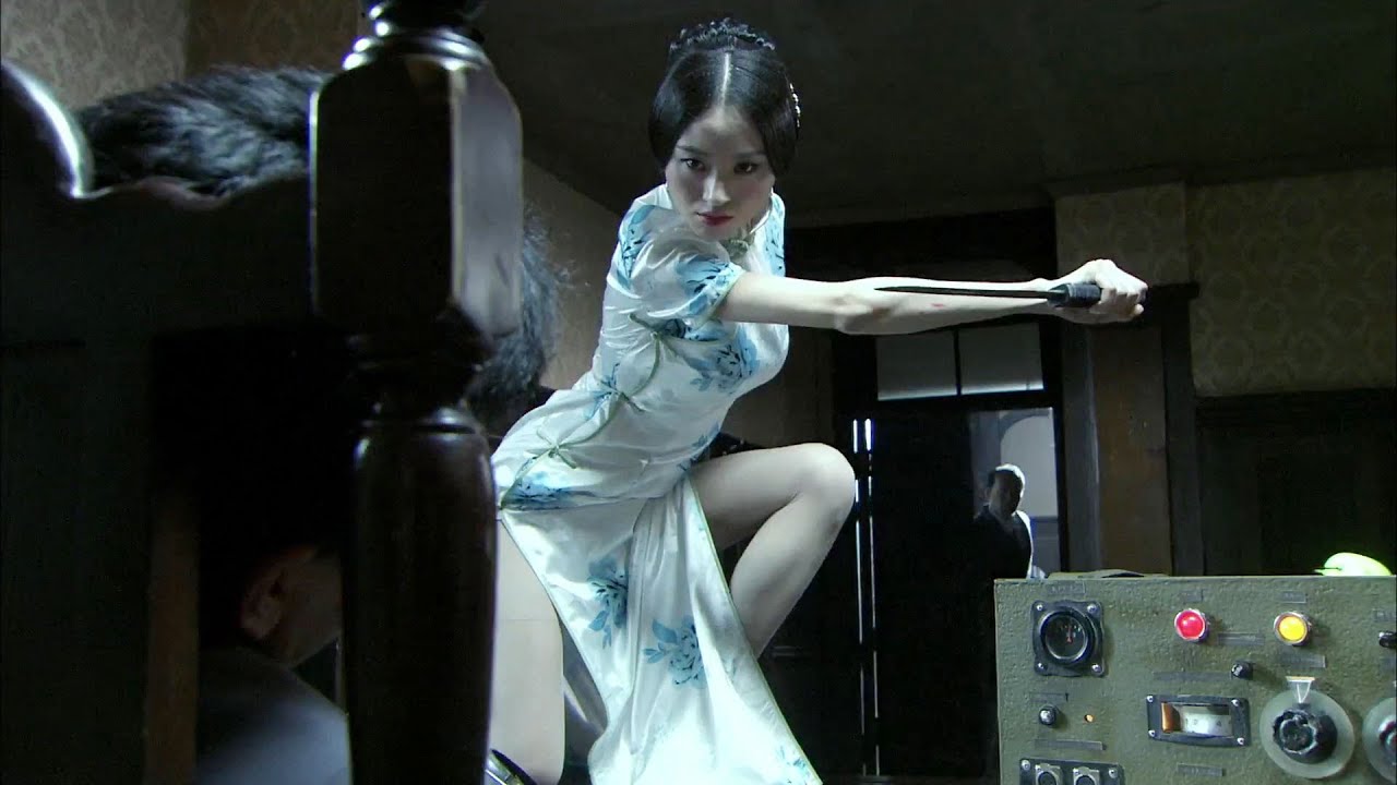 日本女特務喬裝成國軍特務,潛入國軍電臺組織中心一劍一個 ⚔️ 抗日 Youtube
