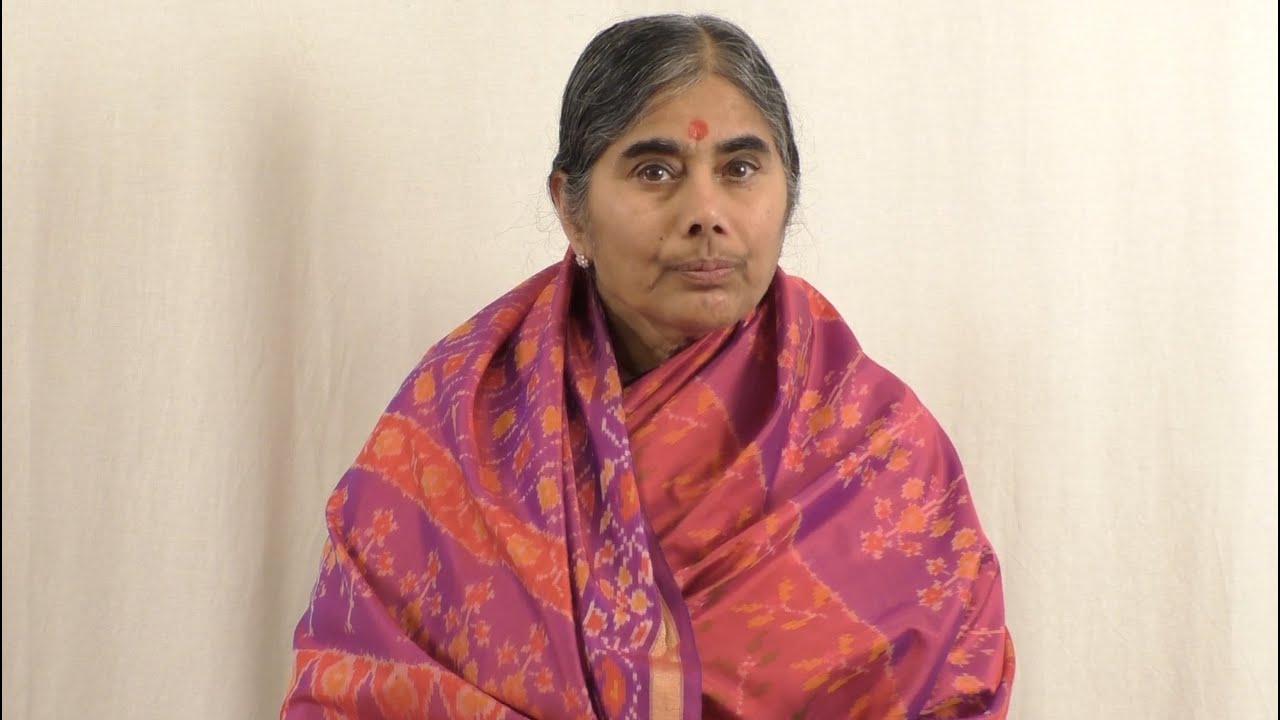 1. Sep 2021 Mother Meera Meditation Wherever You Are ! - YouTube