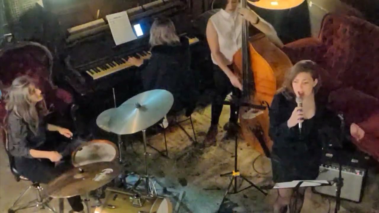 Chic 4 Swing en Vivo - YouTube