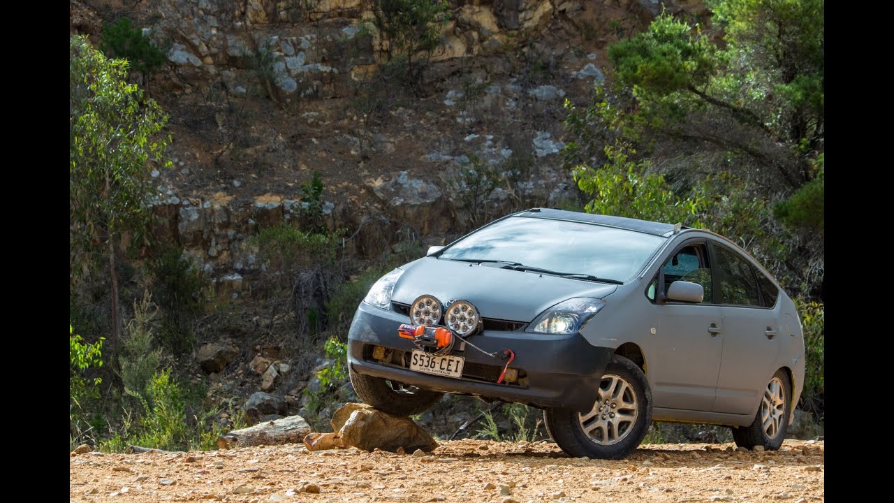 Big Wheel Lifts as Prius Explores Abandoned Quarry! - YouTube