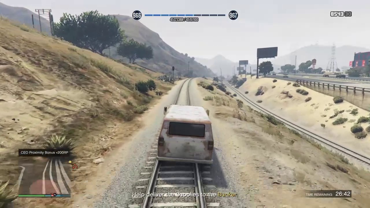 GTA 5 - Gunrunning resupply - Parked van in Union Road - YouTube