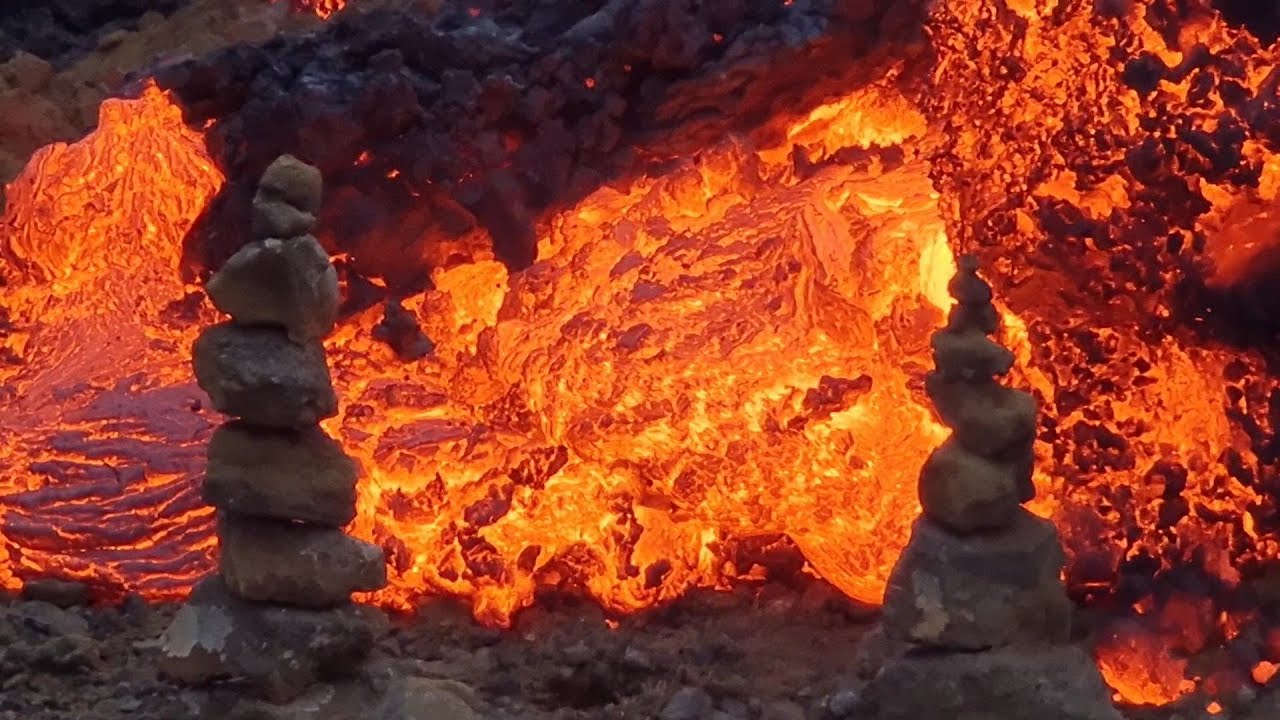 LAVA DESTROYS rock stacks 💥 - YouTube