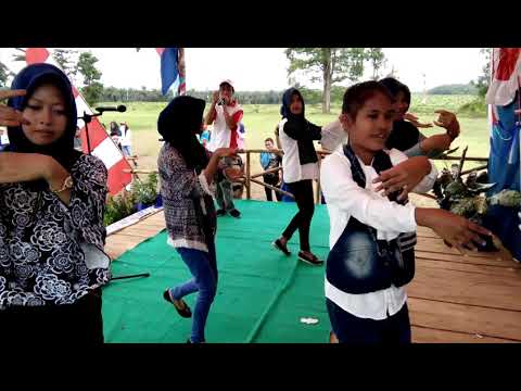 MANTAP.!!!!! Cwe cantik goyang Maumere