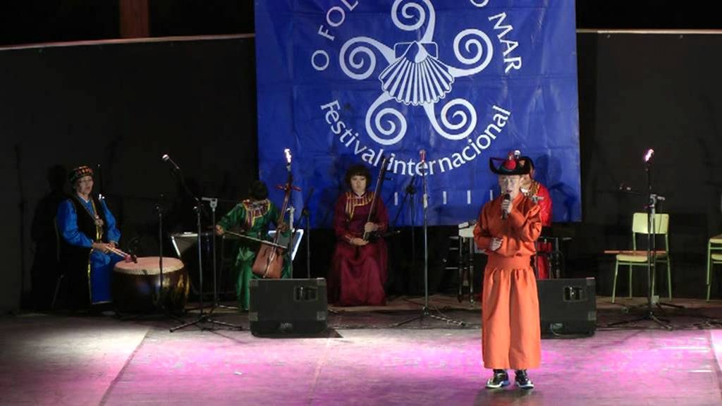 Buryat folk song: Solo Aldar - YouTube