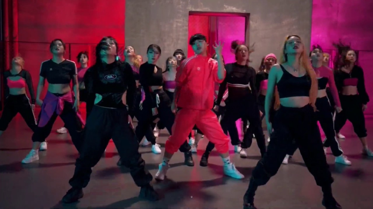 whistle remix dance | choreography-Mood dok | mirror - YouTube