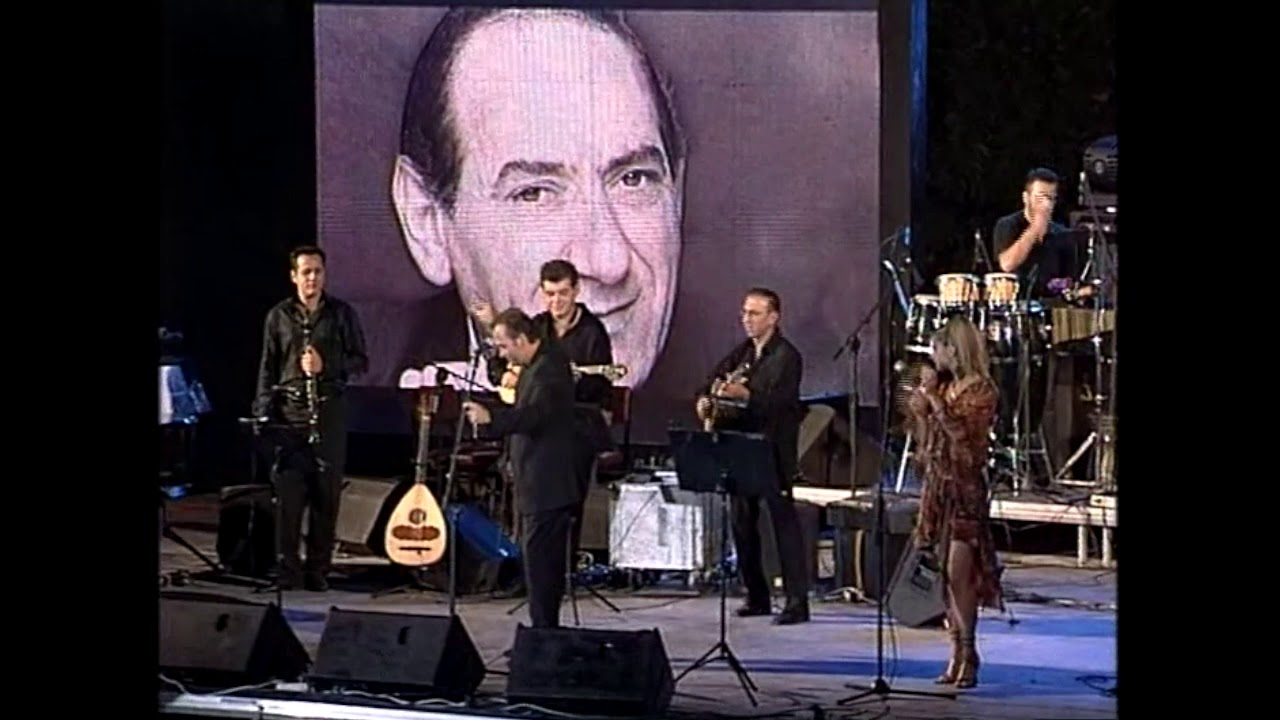 Σταμάτης Γονίδης - Ένας Αητός Γκρεμίστηκε | Live - YouTube