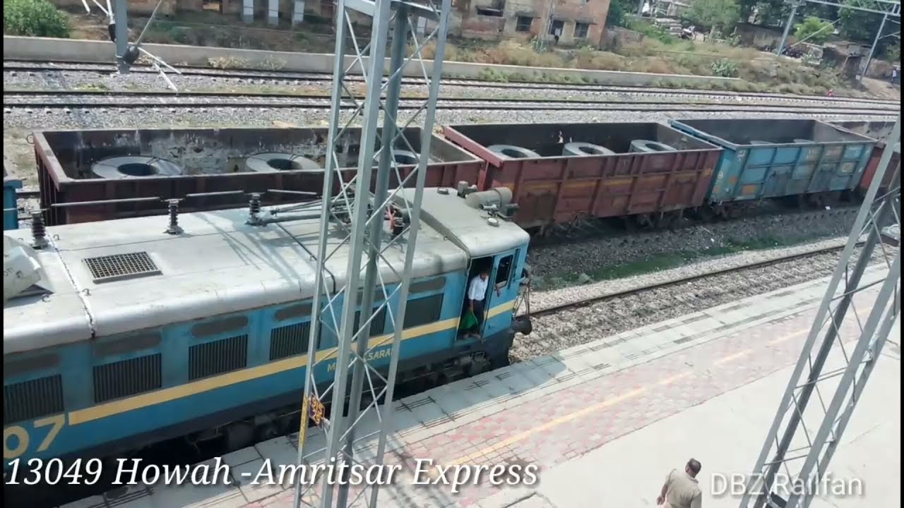 13049 Howrah - Amritsar Express !!हावड़ा - अमृतसर एक्सप्रेस Departing ...