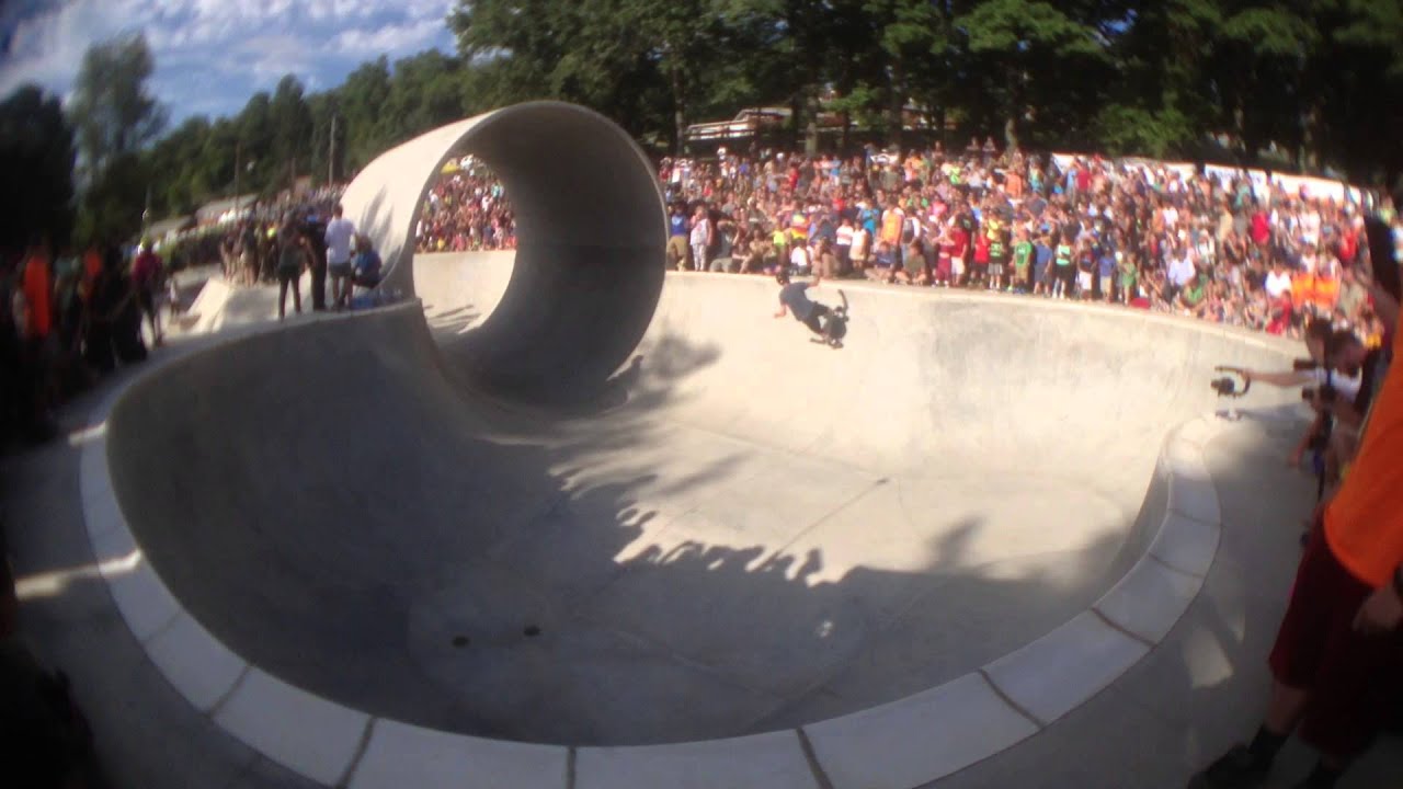 Tony Hawk @ Pitcher Park - YouTube