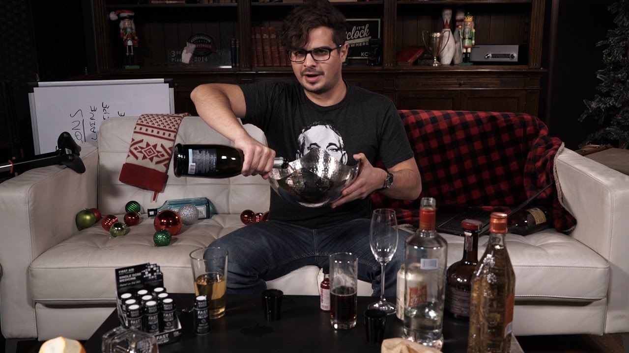 12 Ways To Survive NYE Alone - YouTube