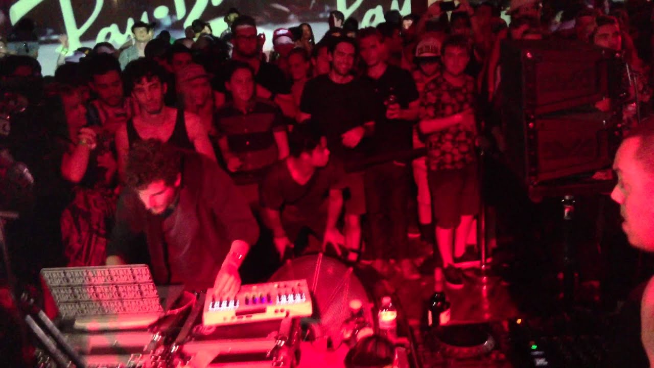 Nicolas Jaar live at the Boiler Room Pitchfork after party 07/20/13 ...