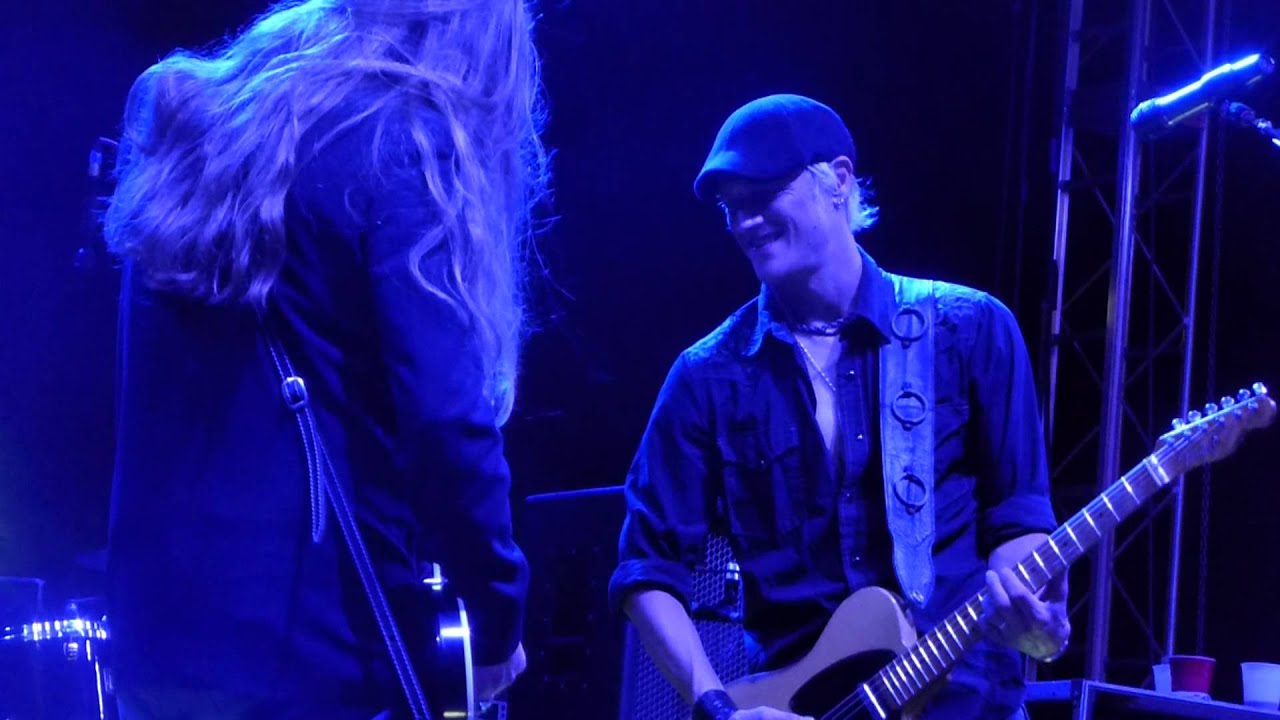 "Falls on Me & Bad Day" Fuel@Xfinity Live Philadelphia 7/27/13 Big ...