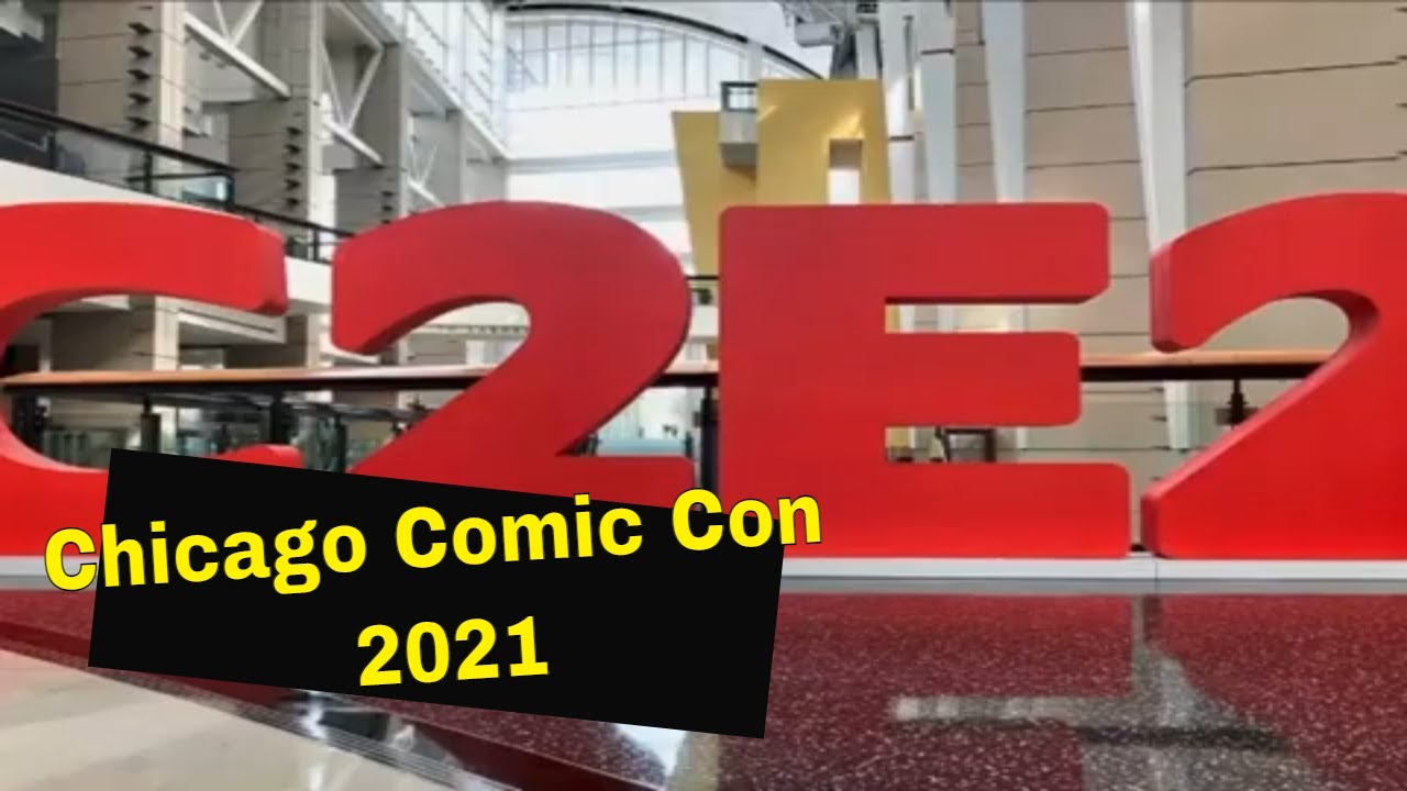 My first trip to C2E2 Chicago Comic Con!!! - YouTube