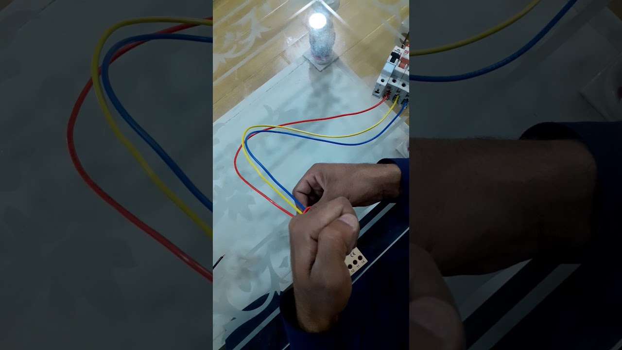 Phase failure connection and setting - YouTube