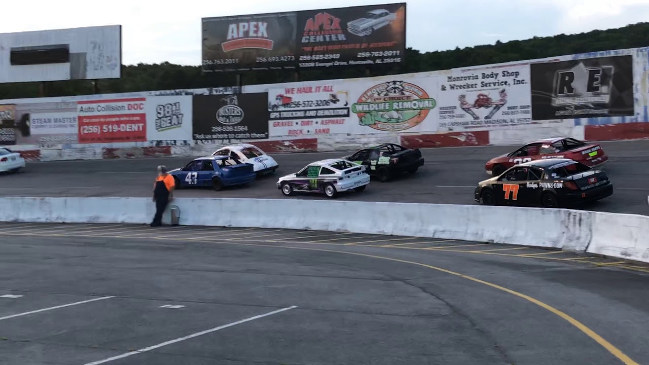 August 3, 2019 Huntsville Speedway Buzz Race Start. - YouTube