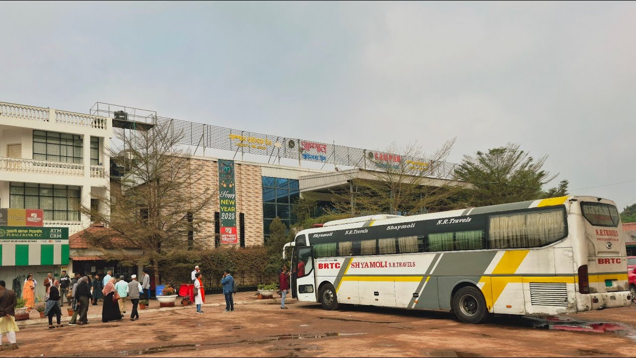 Buses are at highway rest area - Sampan Highway Inn. - YouTube