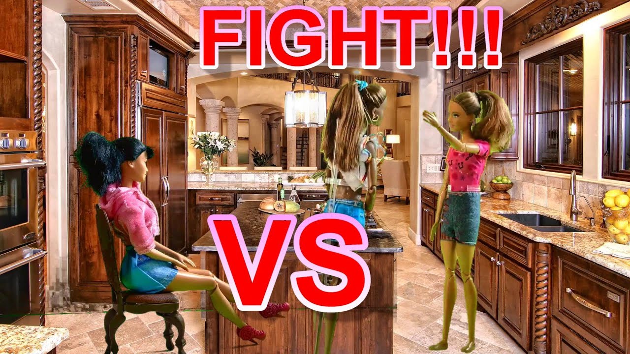 💥💥Barbie Dolls Fight Over Cheating Boyfriend💥💥#Shorts - YouTube