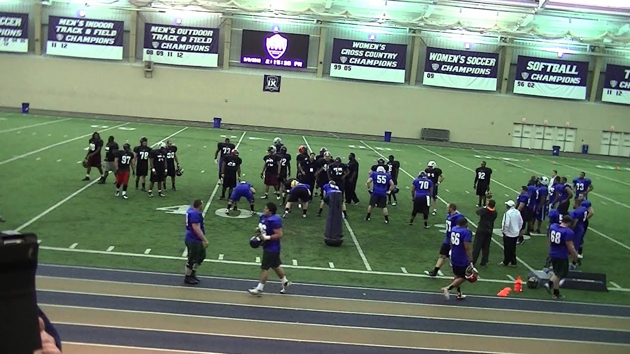 2013 BSN Collegiate Showcase OL vs DL 1-on1 - YouTube