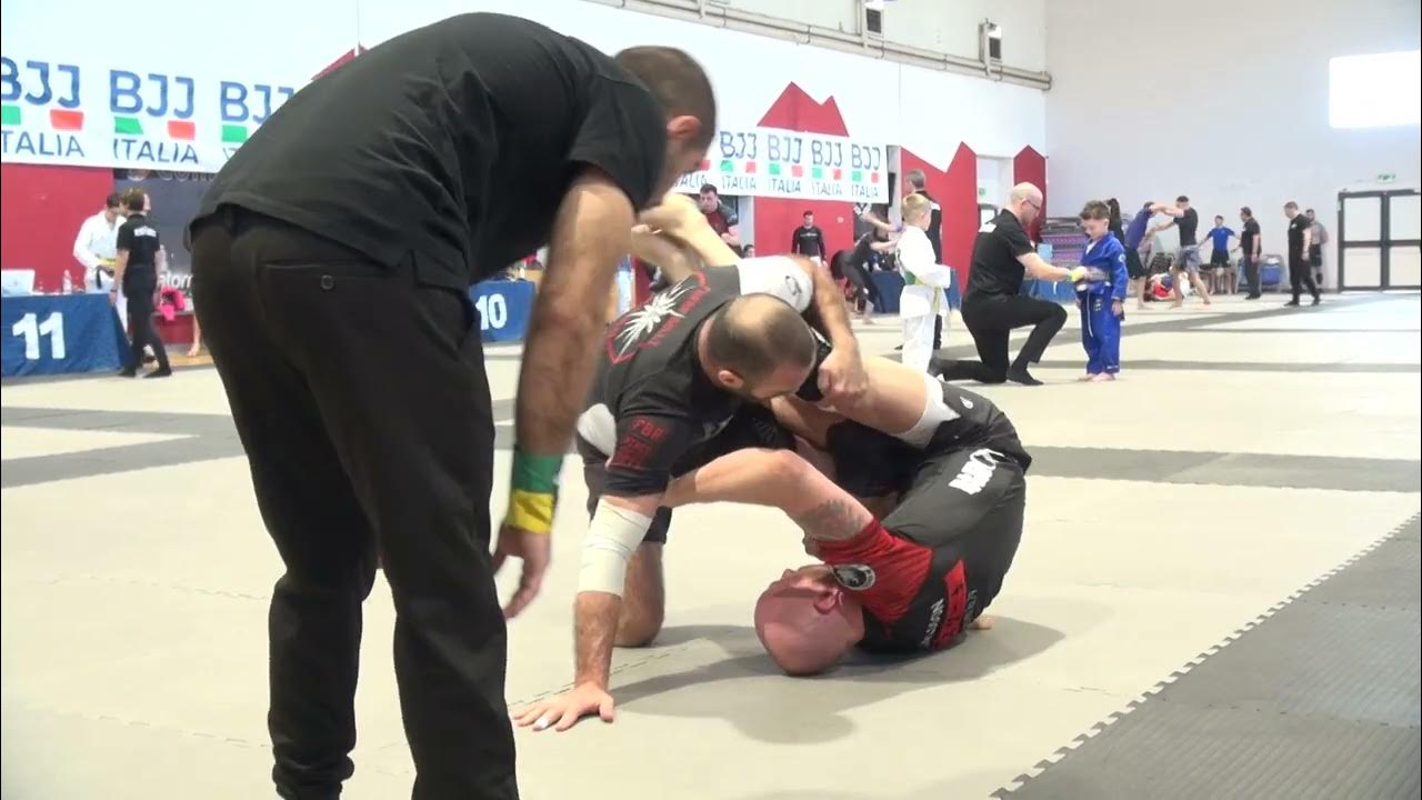 BJJ - ITALIA OPEN 2024 - MAT 1 - 00020 - YouTube
