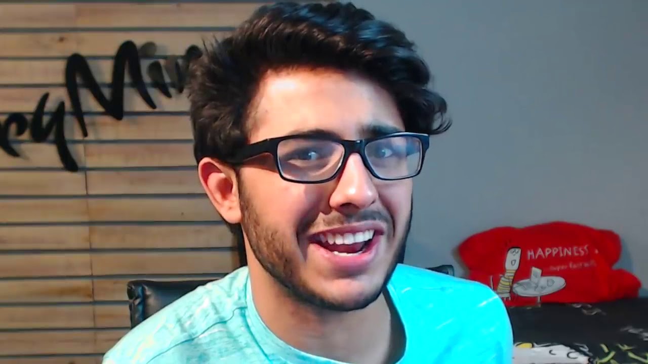 MEET THE LEGEND OF THIS CENTURY carryminati funny video - YouTube