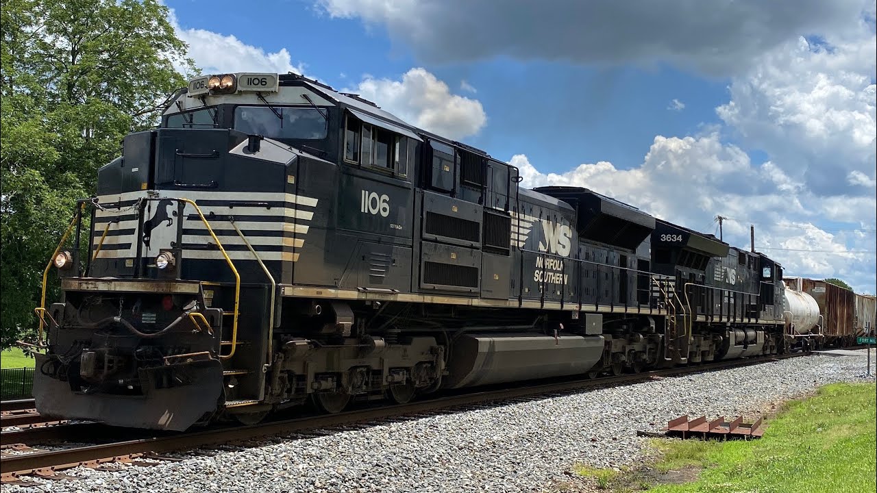 NS 1106 leads very big NS 12R with loud ace horn!!! 6-17-2025 - YouTube