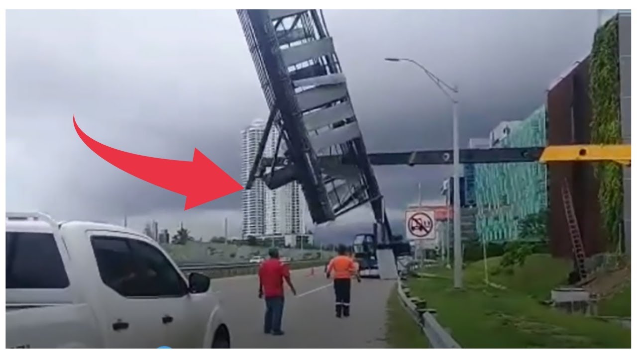 TOP 10 Idiots Dangerous Operating Cranes Fails Compilation You Never ...