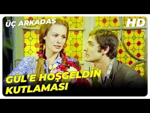 Üç Arkadaş | Murat ve Mıstık, Gül İçin Kutlama Yaptı | Hülya Koçyiğit Kadir İnanır Türk Filmi