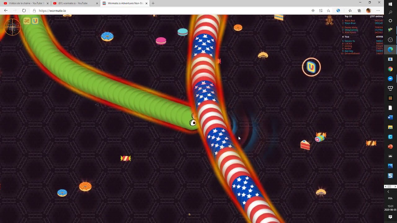 wormate.io - YouTube