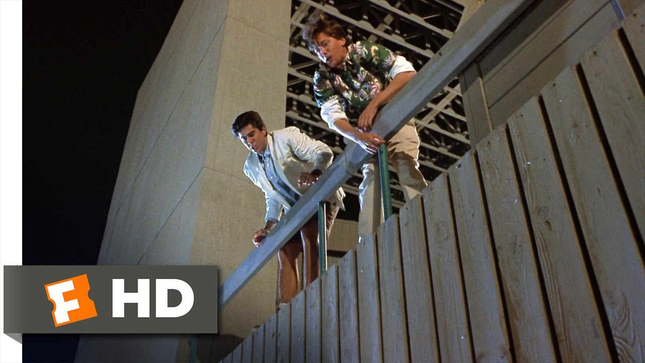 Weekend at Bernie's (4/10) Movie CLIP - Over the Edge (1989) HD - YouTube