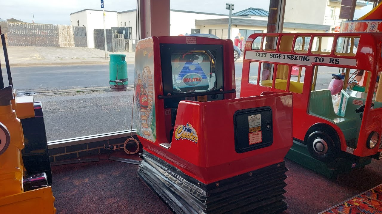 2000s Amutec Kiddie Coaster Kiddie Ride - YouTube