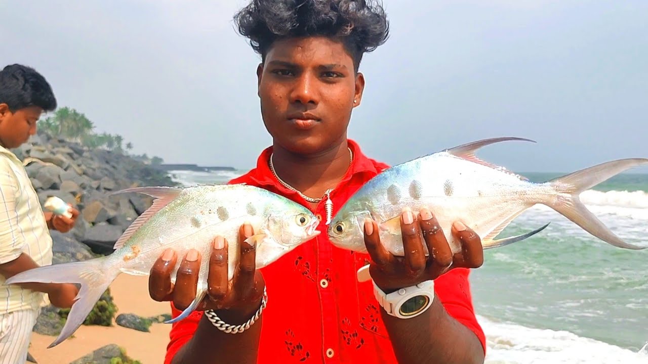 |Jack Fishing| In Around In Sea Stone // Catching King Jack Fish - YouTube