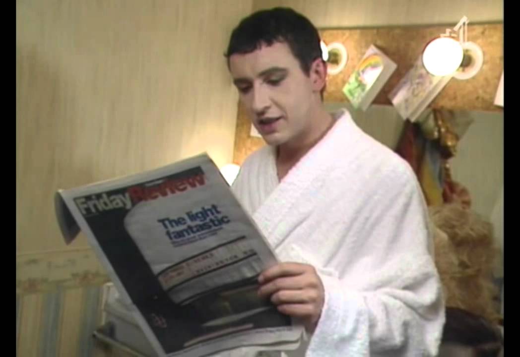 Steve Coogan Hating Phil Daoust - The Man That Thinks He's It 1998 ...