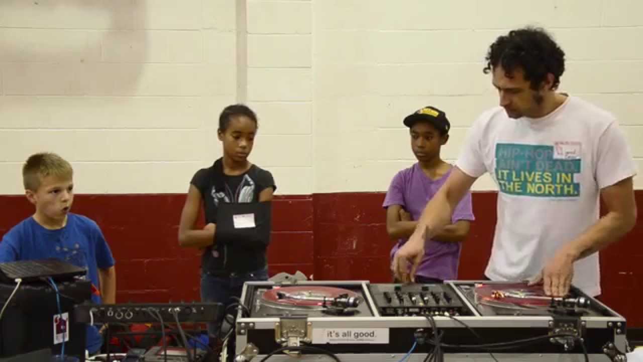 DJ All Good @ Youth Hip Hop Day - Vancouver - YouTube